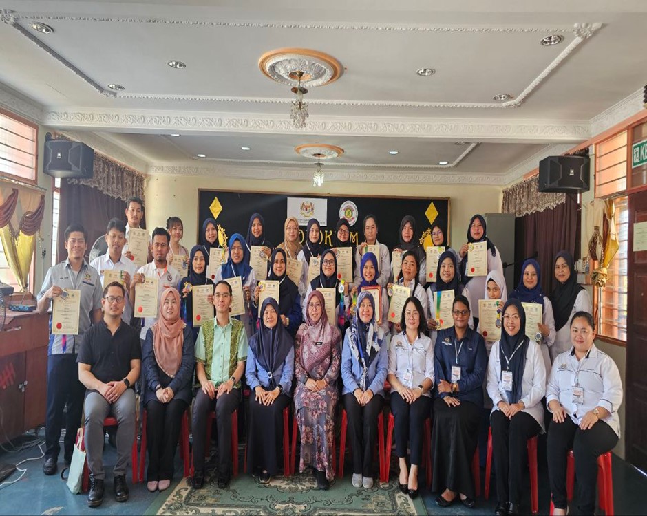 SMK MUTIARA ANJUR KOLOKIUM INOVASI DAN KAJIAN TINDAKAN - JPWPL Sana ...